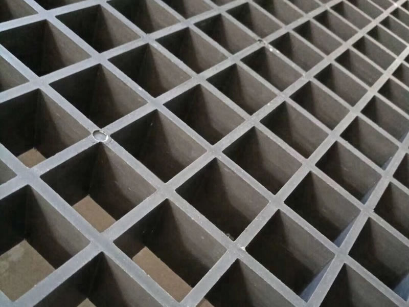 Fiberglass Grating Material: Fiberglass-Reinforced Plastics
